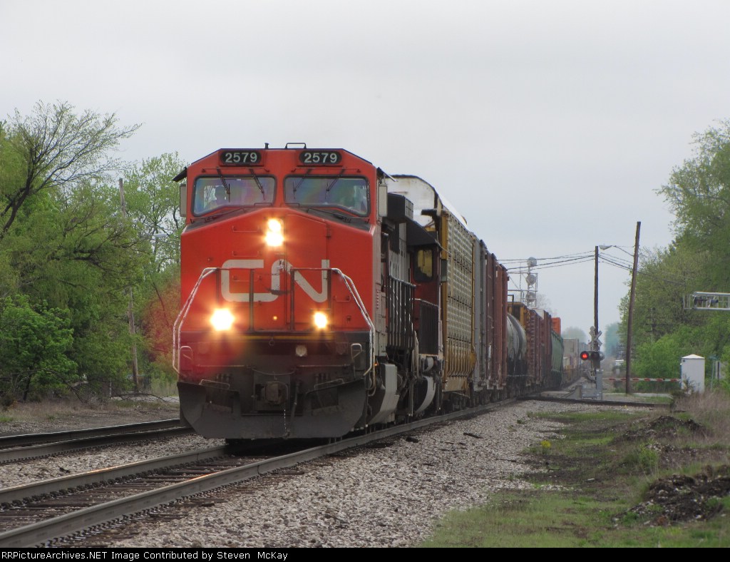 CN 2579